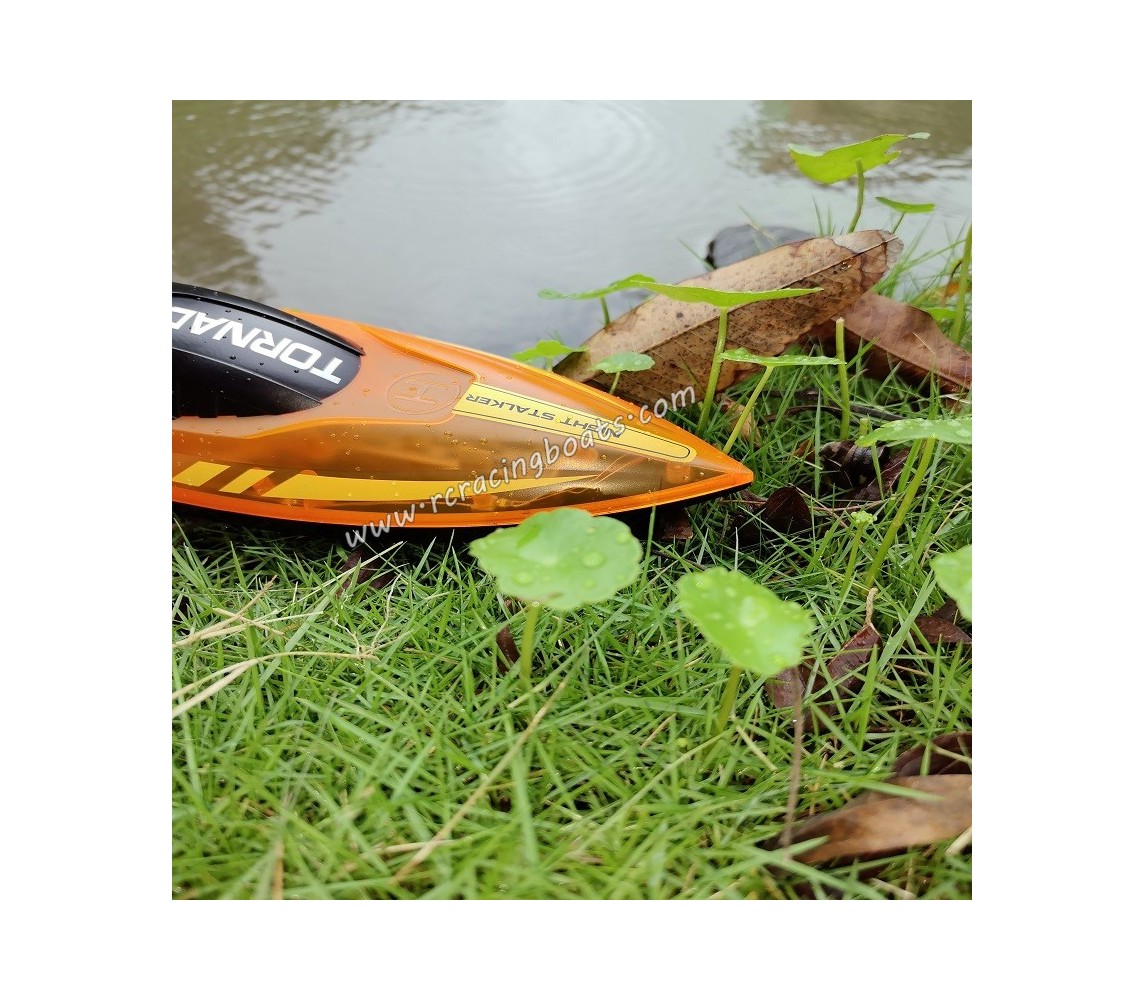 HONGXUNJIE HJ819 RC Boat 2.4Ghz Mini High Speed Racing Boat for Children